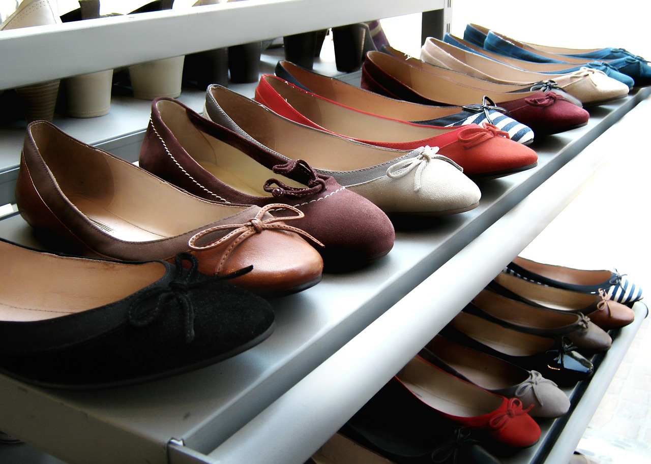 8 meilleures idées de chaussures originales pour femme - La Maison des ...